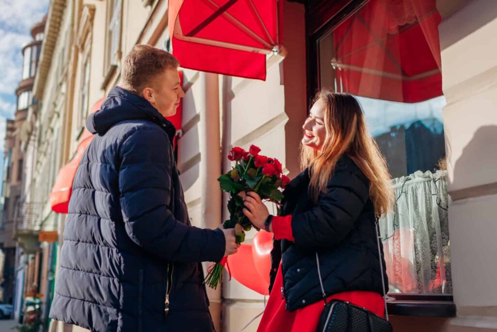Red Rose Meaning In A Relationship (+12 Rose Color Meanings) - Love Bright